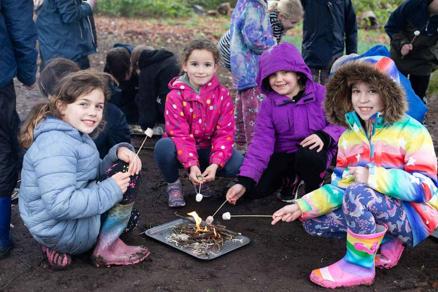 Top 5 Benefits of Outdoor Activities for Kids! - Educamps